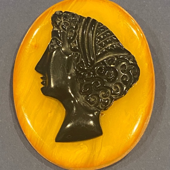 None | Jewelry | Rare Vintage Bakelite Sterling Silver Cameo Brooch ...